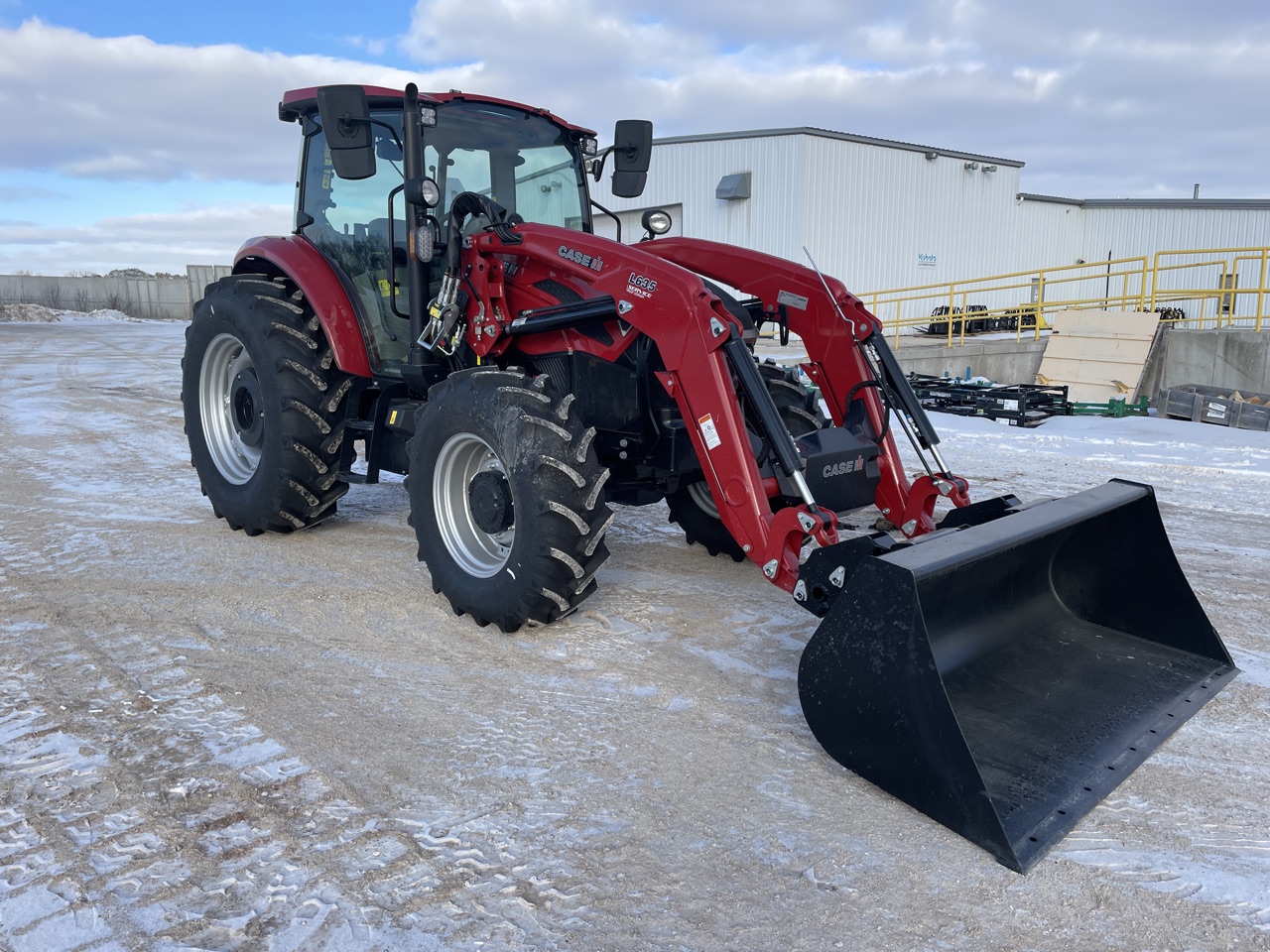 CASE IH FARMALL 100C- A032237 - Service Motor Company